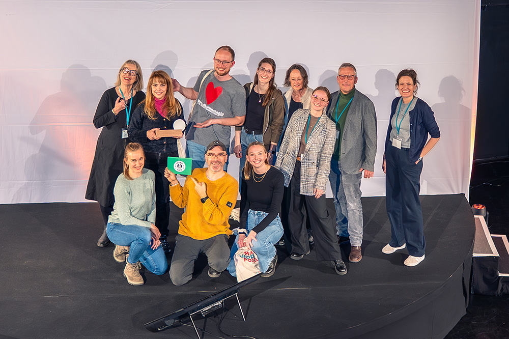 Superheldin für Fassaden gewinnt Science Slam | Pina Bausch Zentrum